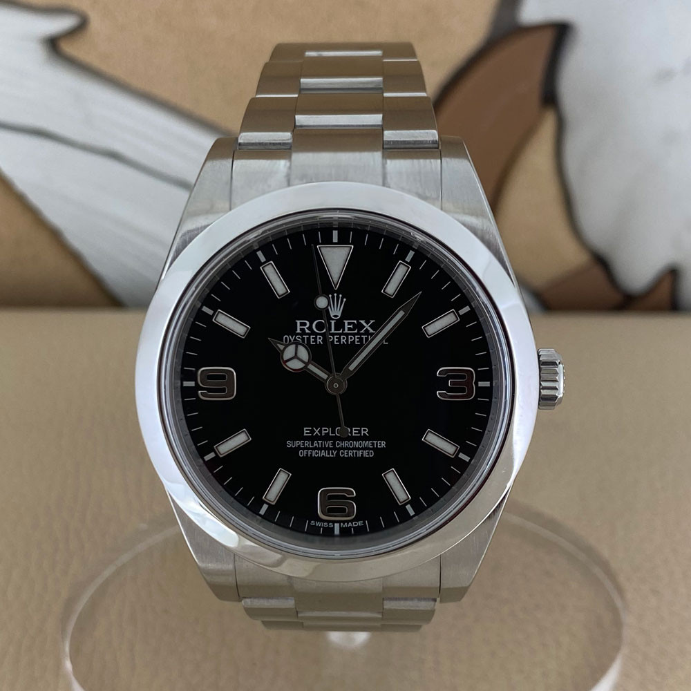 Rolex Explorer 39 MM 214270