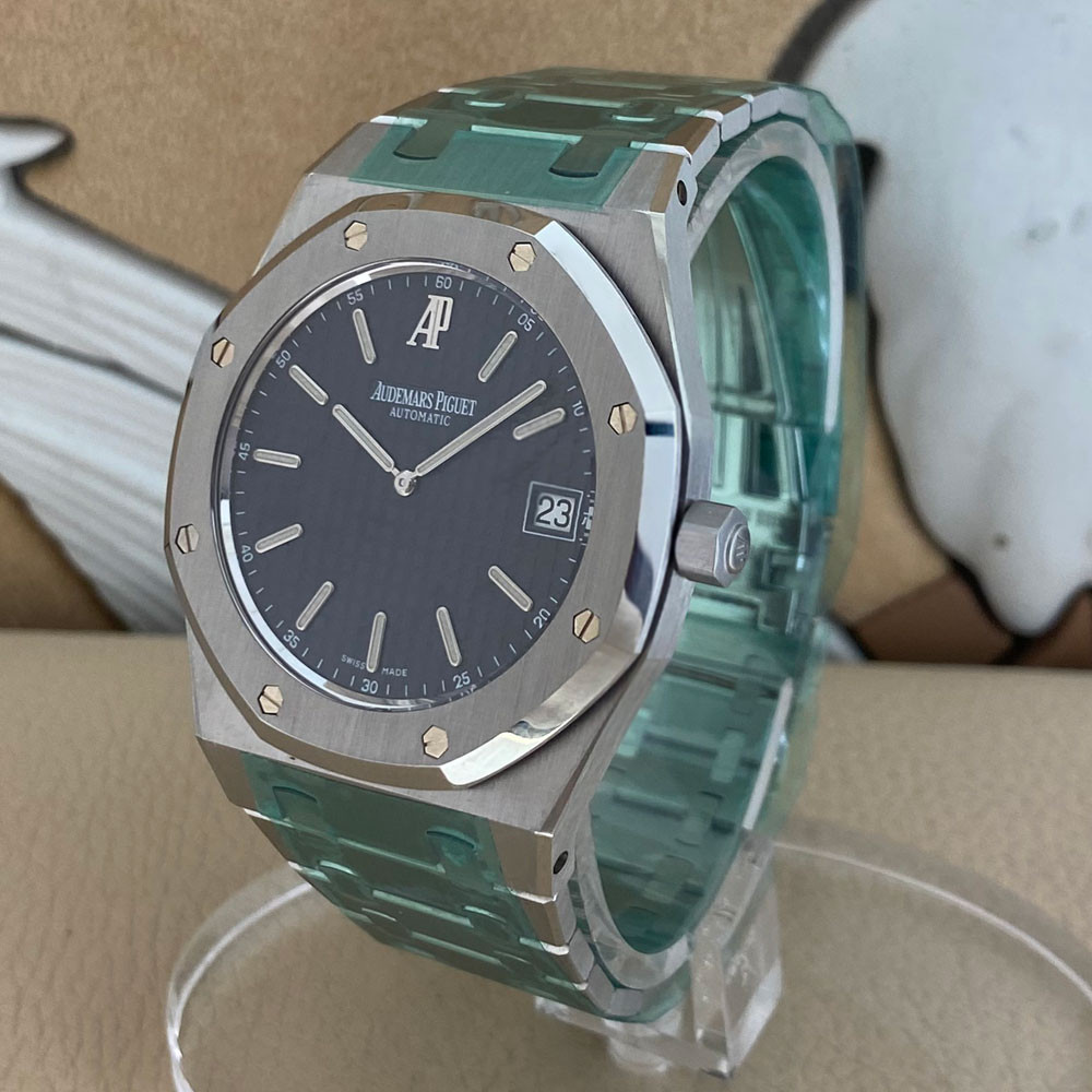 Audemars Piguet Royal Oak Jumbo Full set Service AP 2023 15202ST.OO ...