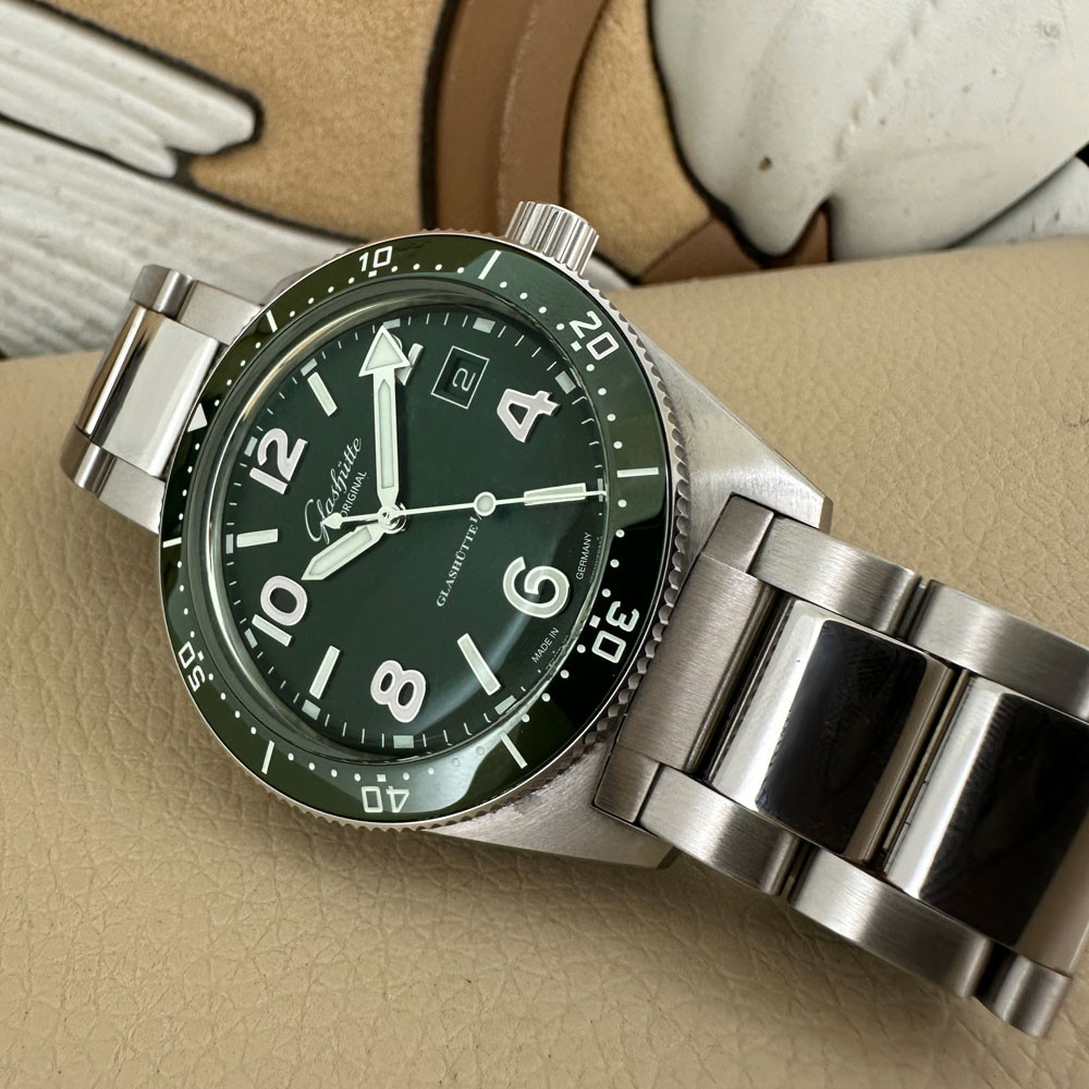 Glashutte Original SeaQ Green Dial 13911138370