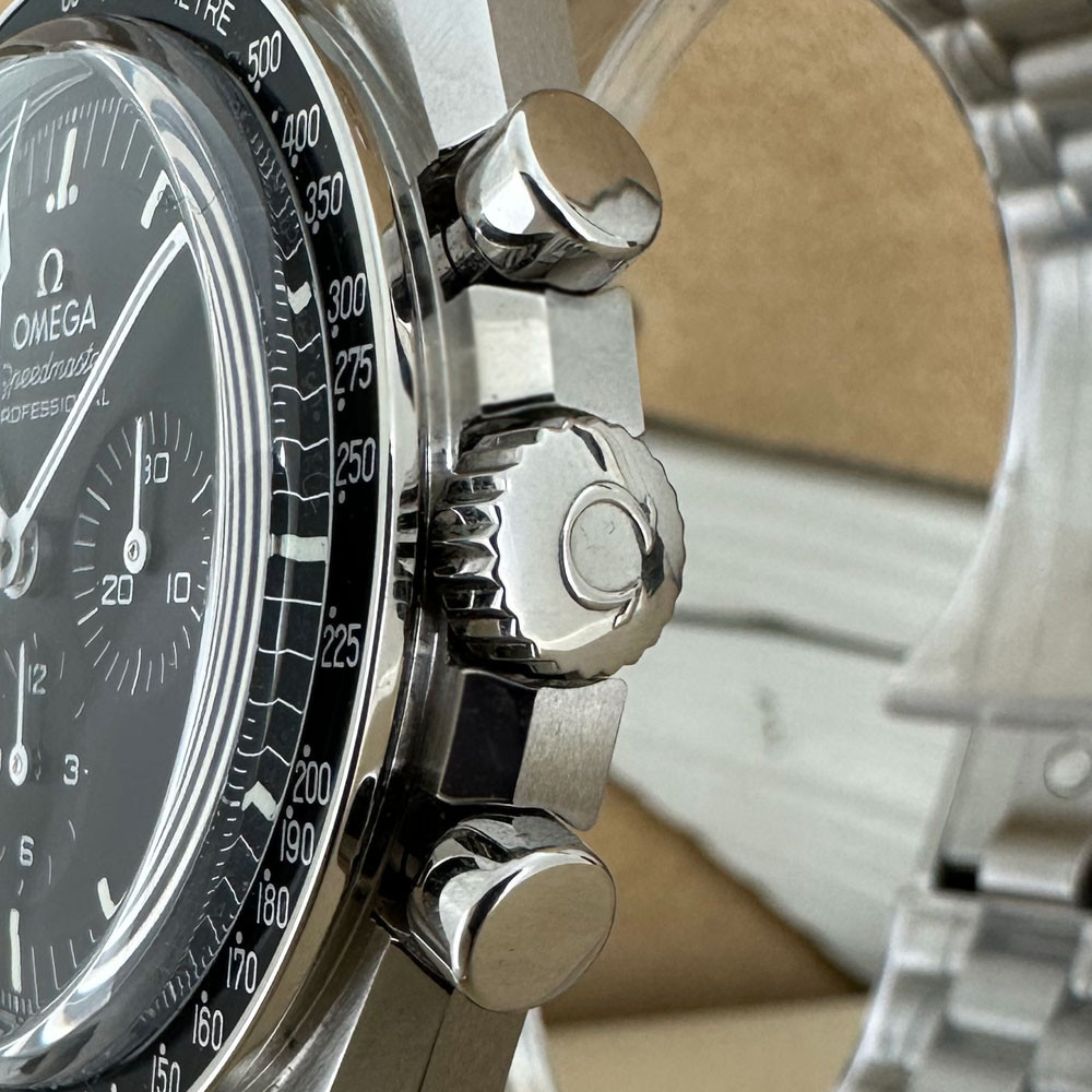 Omega Speedmaster Professional Moonwatch 31030425001002